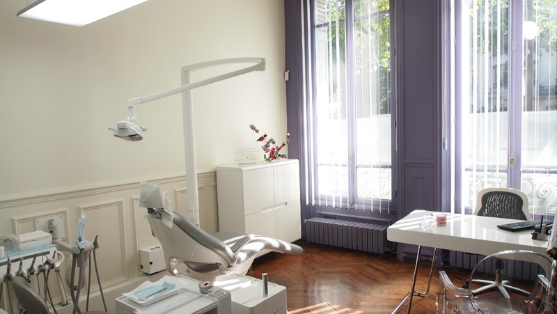 Dr Randa GHANTOUS - Orthodontiste - MyEstheticAdvisor